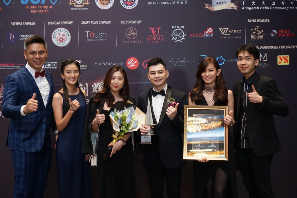 Dr. Sin Wei Lun - 2021 JCI TOYM Award (Medical Innovation) - Golden ...